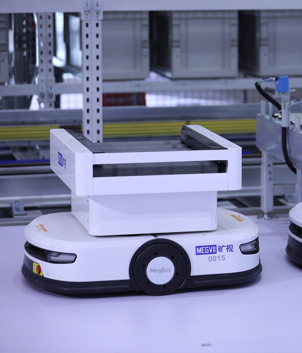 Autonomous Mobile Robot AMR AGV Warehouse robotics | Megvii Robotics ...