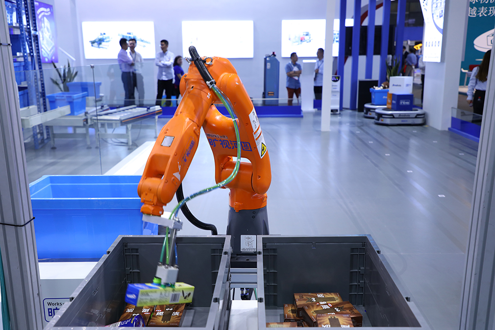 Visual Picking Robot Palletizer Warehouse Picking Systems | Megvii ...